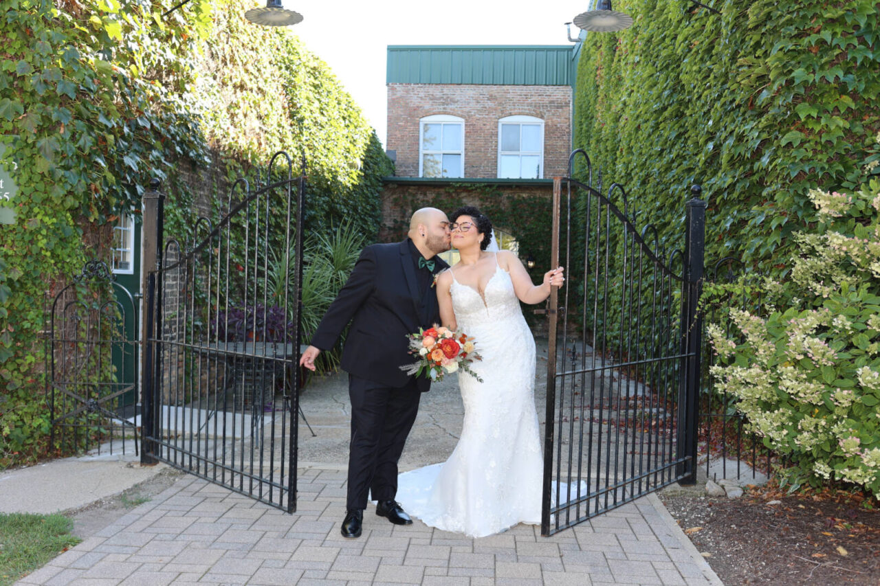 Wedding Photography Gallery - Family Portraits - Reflections By Tracy